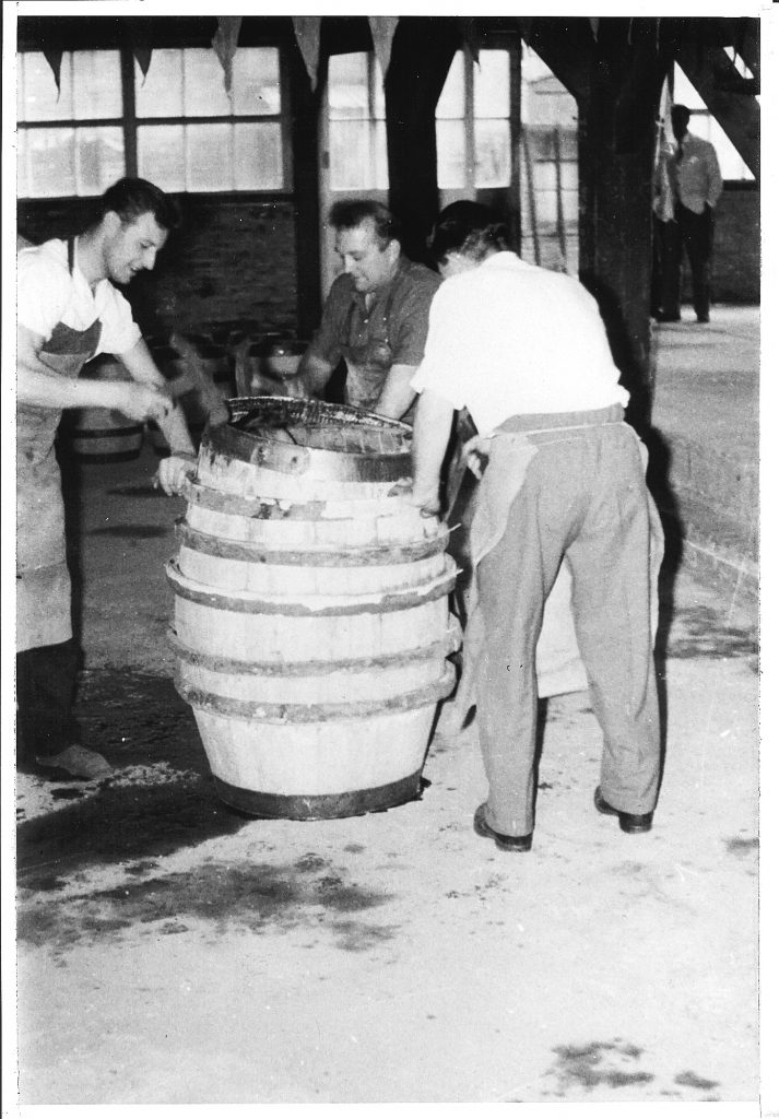 Coopers & Barrel Makers - Simonds Website